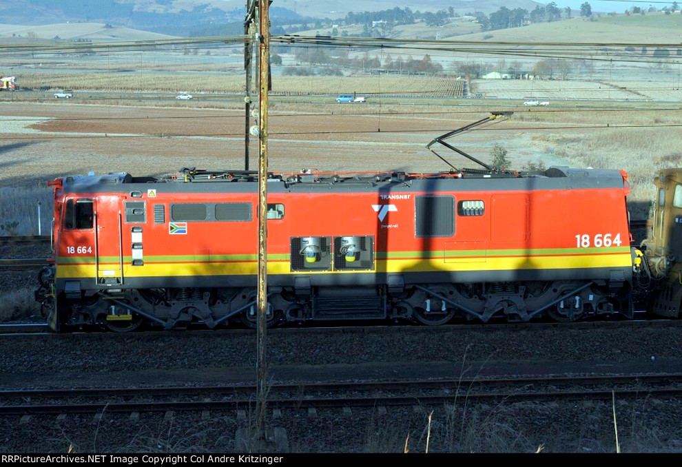 TFR Class 18E 18-664 (Series 2)